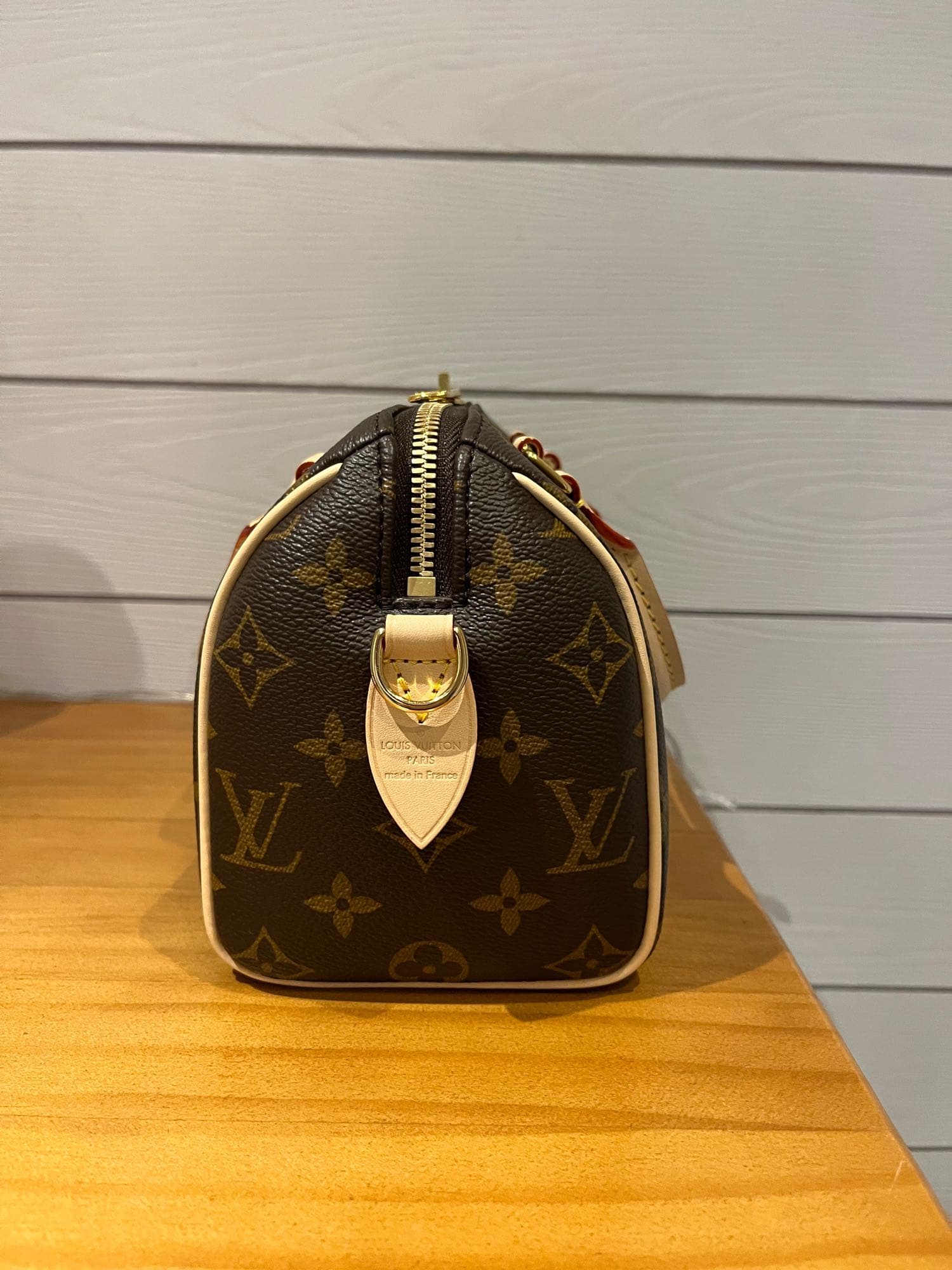 #購物經驗 一波多折的LV Speedy20購買記 - 精品板 | Dcard