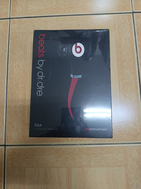Beats耳機售出 - 文藻外語大學板 | Dcard