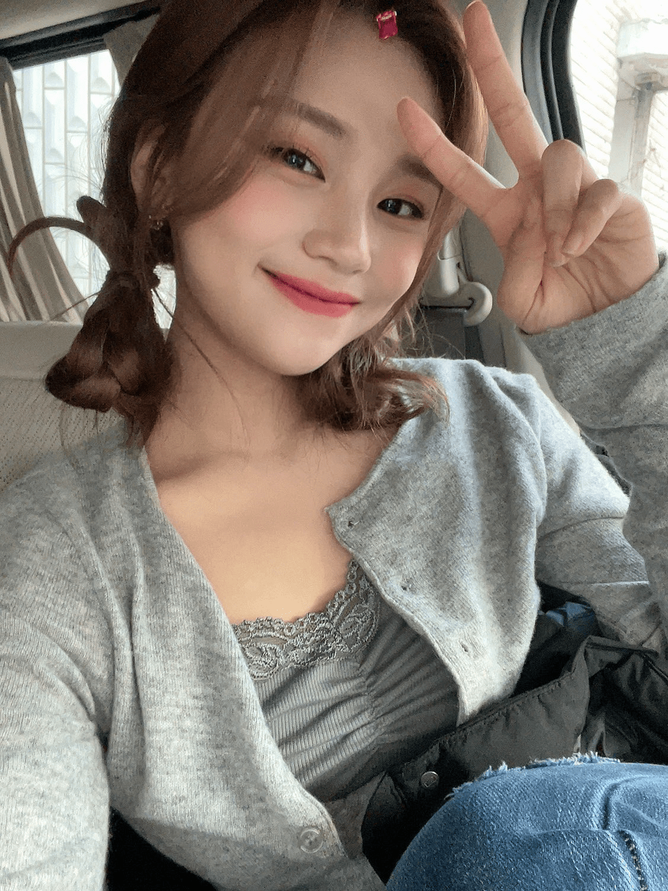 #集中討論 VIVIZ 迷你三輯 𝗩𝗮𝗿𝗶𝗼𝗨𝗦 回歸 - B239 留言 | Dcard