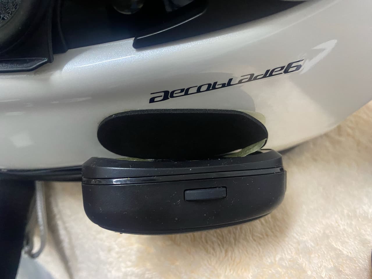 #人身部品 OGK AEROBLADE 6、SENA C10開箱 - B9 留言 | Dcard