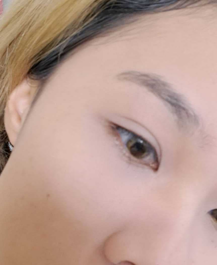 #分享 近期好物分享3｜Solone粉底液、小紅書超紅蜜粉餅、提亮淚溝神器、1028甜杏桃、超好用蜜粉撲｜#新鮮事調查局 - 美妝板 | Dcard