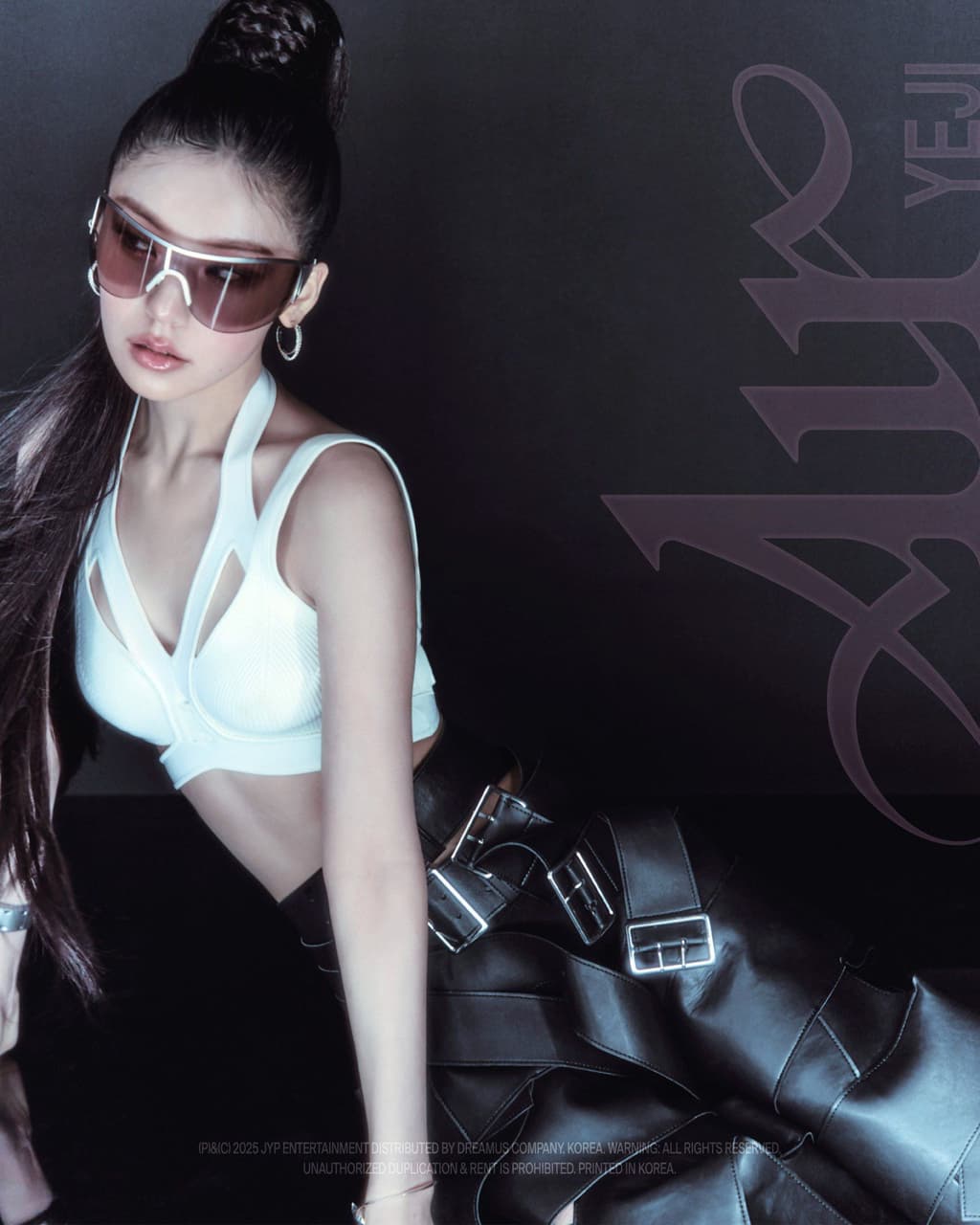 #分享 YEJI 專輯概念照&概念短影片 #2 - ITZY板 | Dcard