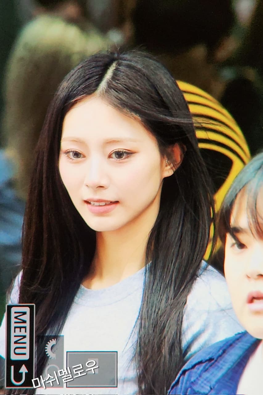 #分享 子瑜🦌今日音銀預錄美照💙 - TWICE板 | Dcard