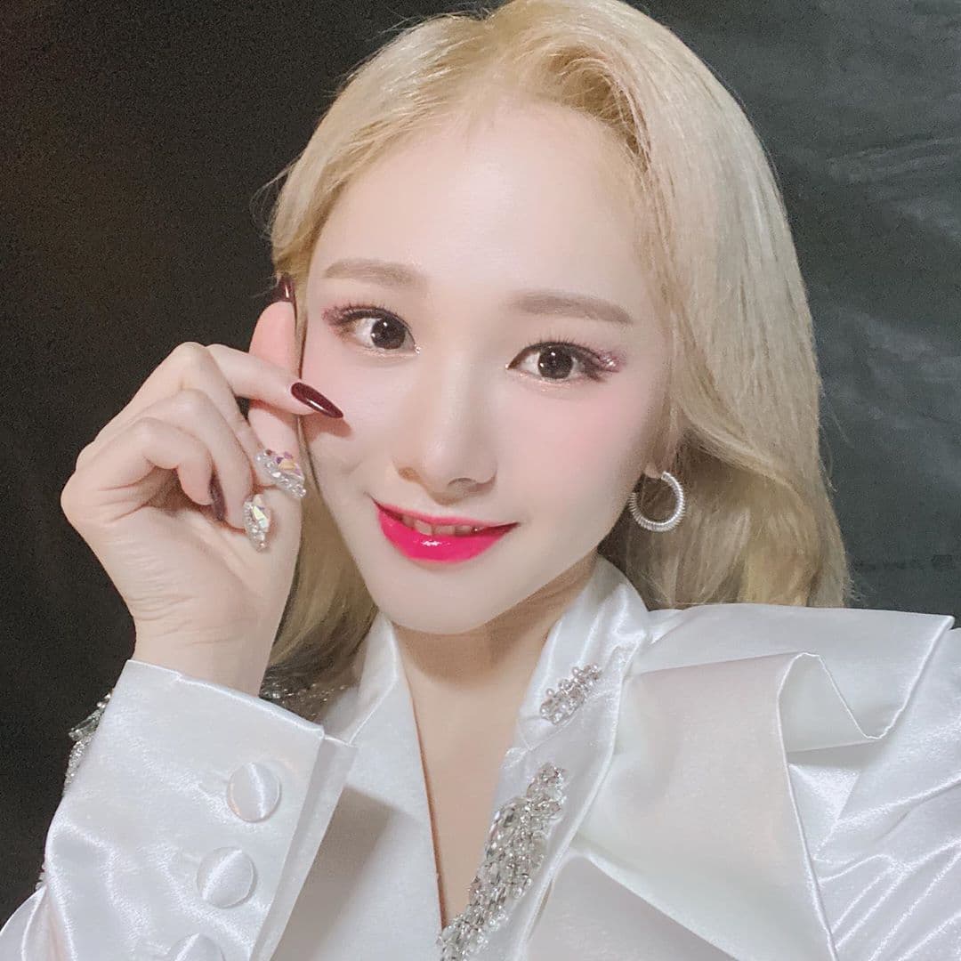 EVERGLOW💜☪🖤入坑手冊 - 追星板 | Dcard