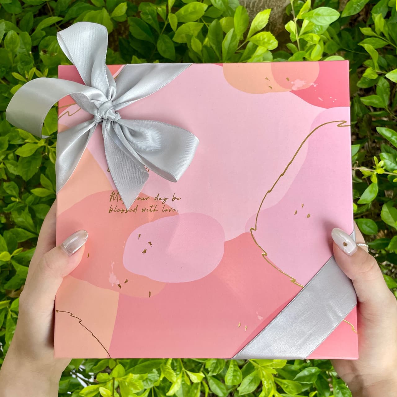 #我來開箱 貓奴的月餅禮盒就是不一樣😻💕 - 蘿伊 (@zoey__eat) | Dcard