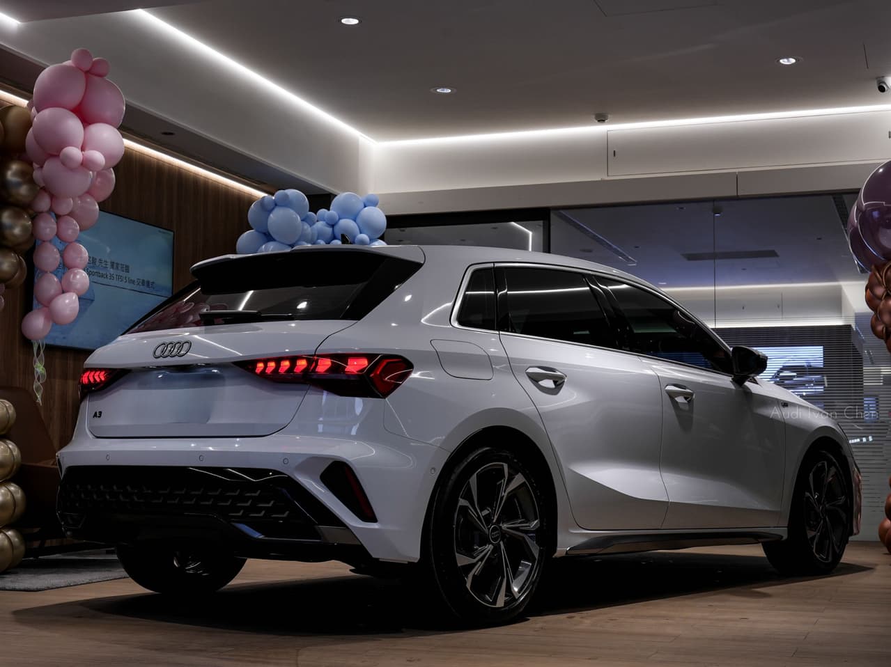 交車分享｜A3 Sportback 35 TFSI S line｜金屬冰川白 Glacier White 2Y - 汽車板 | Dcard