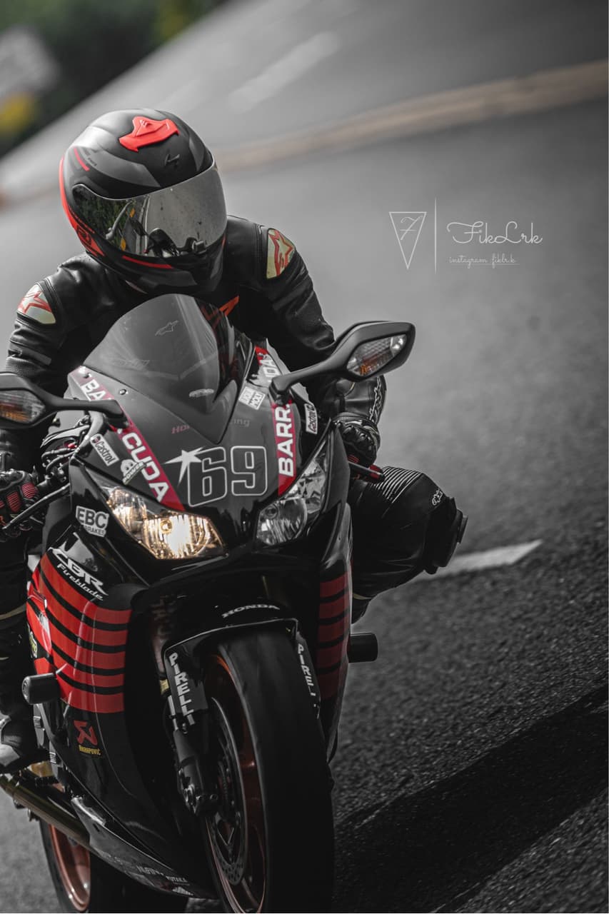 #紅牌 分享追焦照 T3 - 重機板 | Dcard