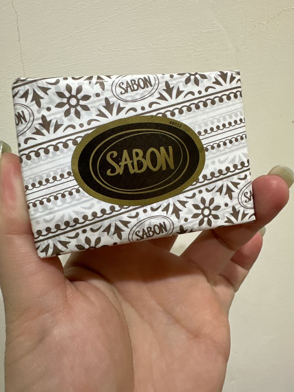 #我要賣 #我要賣 sabon經典身體磨砂膏/sabon玫瑰茶語甘油手工皂 - 二手交易板 | Dcard