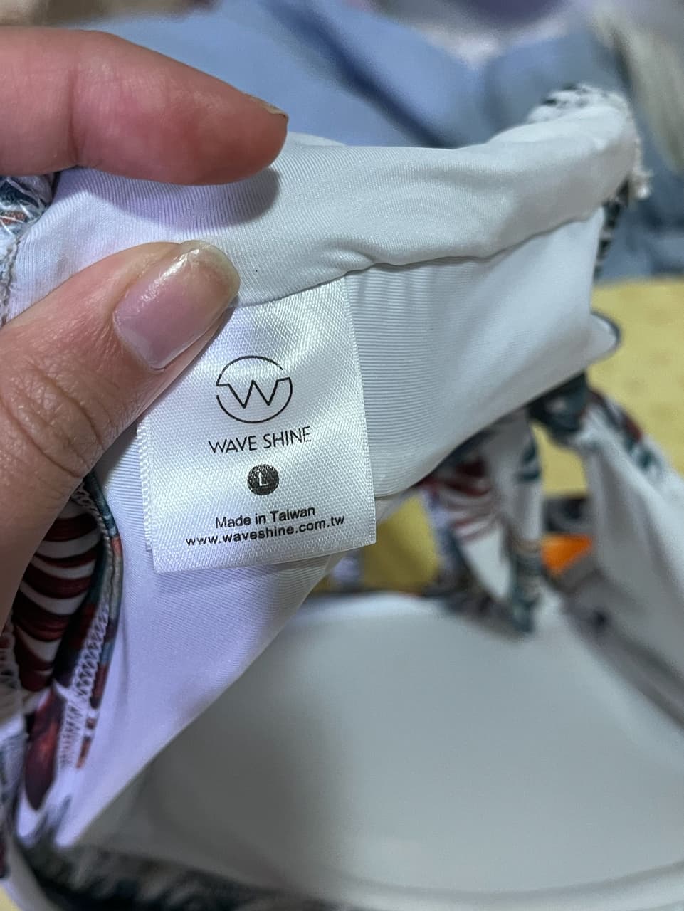 #我要賣 我要賣 wave shine比基尼、shine泳衣 - 二手交易板 | Dcard