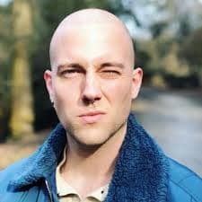 Alex Aris 一個真假音都讓我驚豔的男子 - 追星板 | Dcard