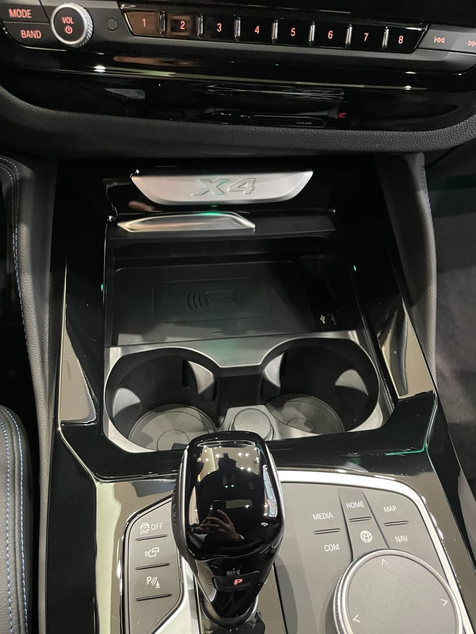 BMW X4 30i 鉑金版 - 汽車板 | Dcard