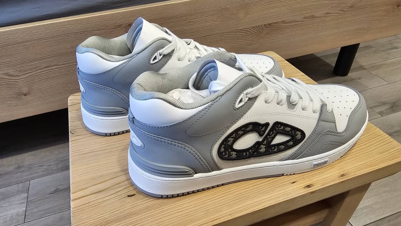 #分享 DIOR B33 B57運動鞋 Thom Browne連帽外套 - 精品板 | Dcard