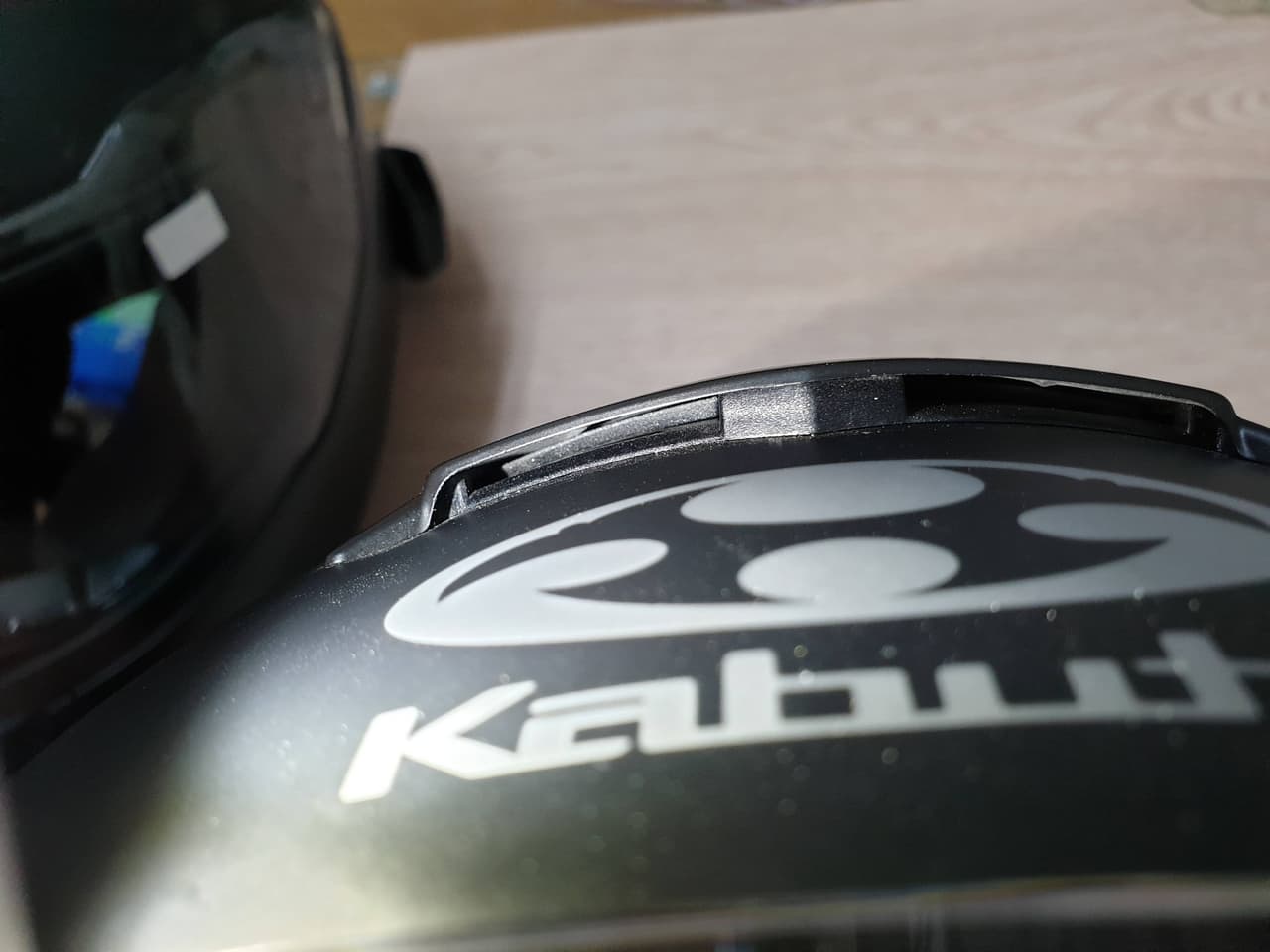 M2R-F5 SOL-SF6 OGK-空氣刀5 簡易比較文(0913更新ZEUS-806F) - 機車板 | Dcard