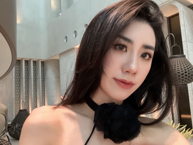 我愛夏天💙｜漂亮泳裝必須穿好穿滿 - Ling聲多響亮💫 (@ling0618) | Dcard