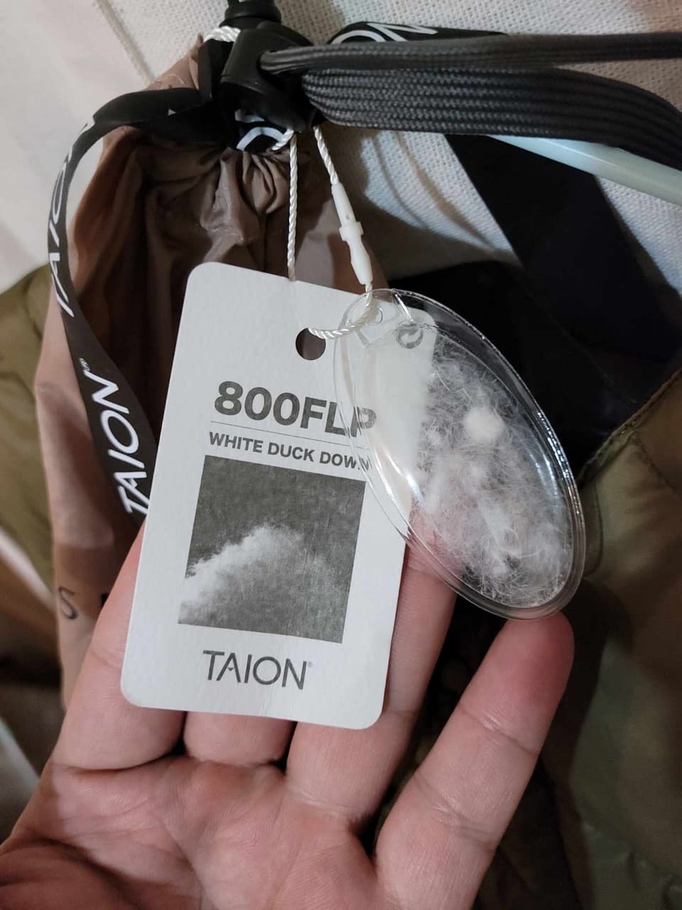 #分享 TAION × BEAMS LIGHTS / 合作特別訂製版雙面 MA-1 - 男生穿搭板 | Dcard