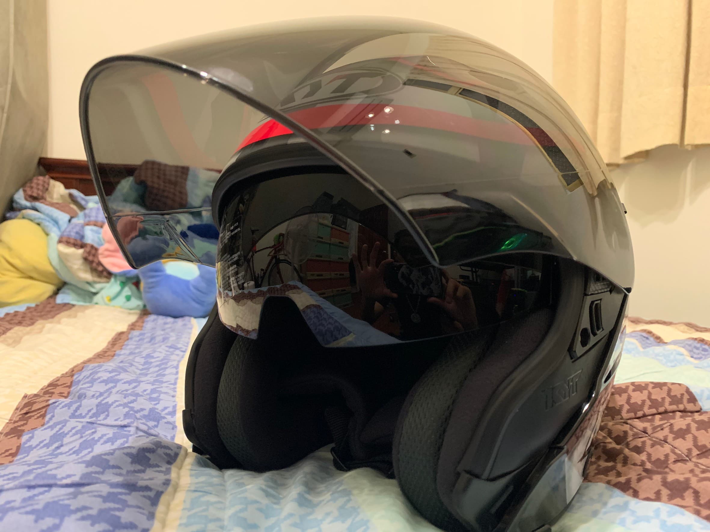 【開箱聞】KYT NFJ #41 (18P全彩) - 機車板 | Dcard