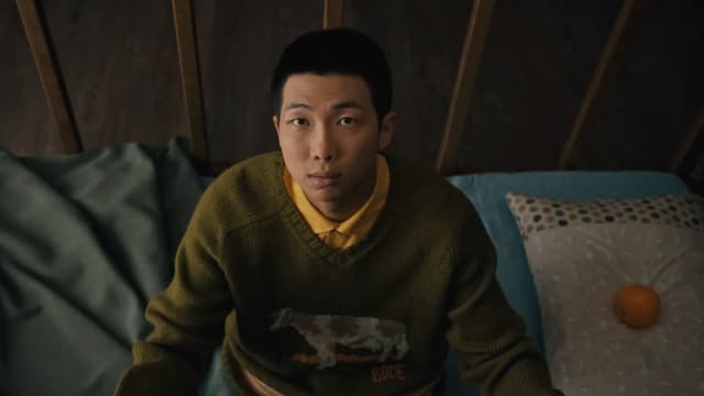 #分享 BTS RM 在拍攝《Come Back To Me》MV時發生意外縫了幾針，讓導演擔心自己會被驅逐出境 - BTS板 | Dcard