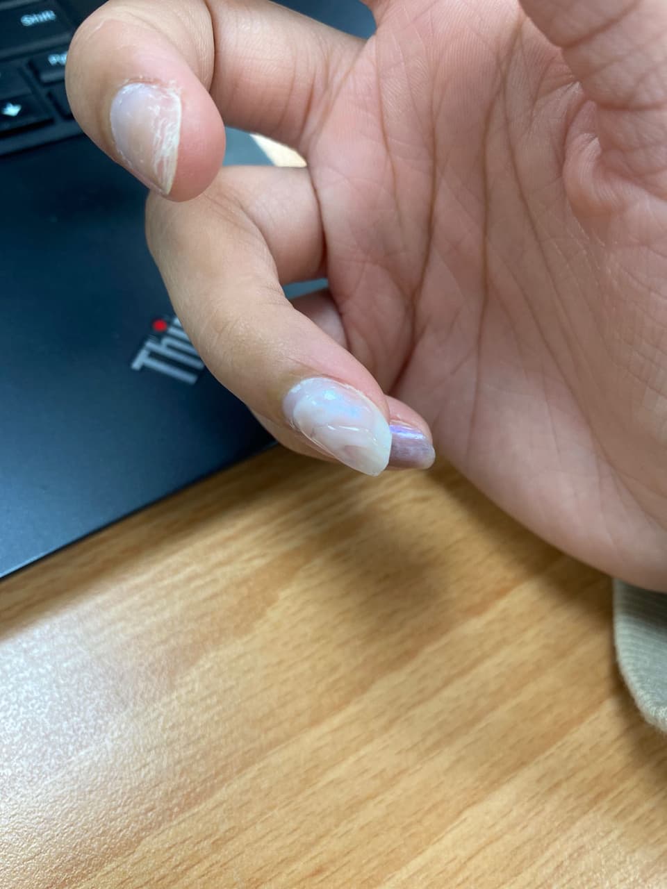 問題 甘皮修剪後多久會長出來 美甲板 Dcard