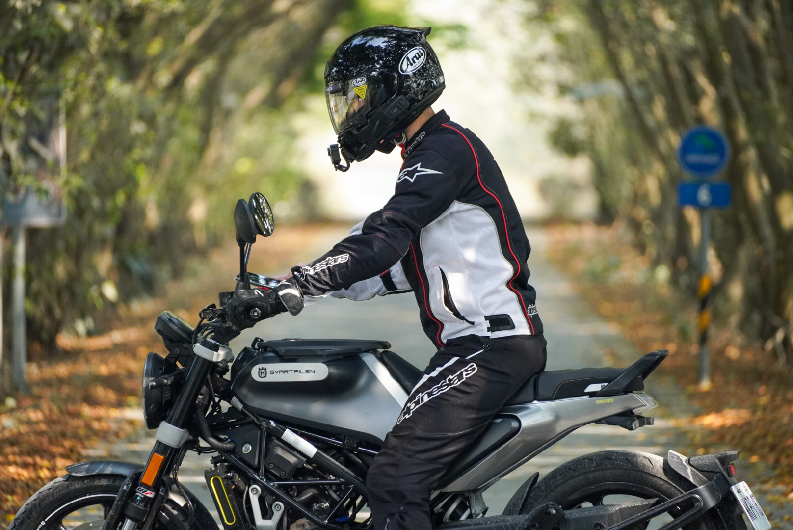 ARAI ASTRO-GX 開箱 - m606116的創作 - 巴哈姆特