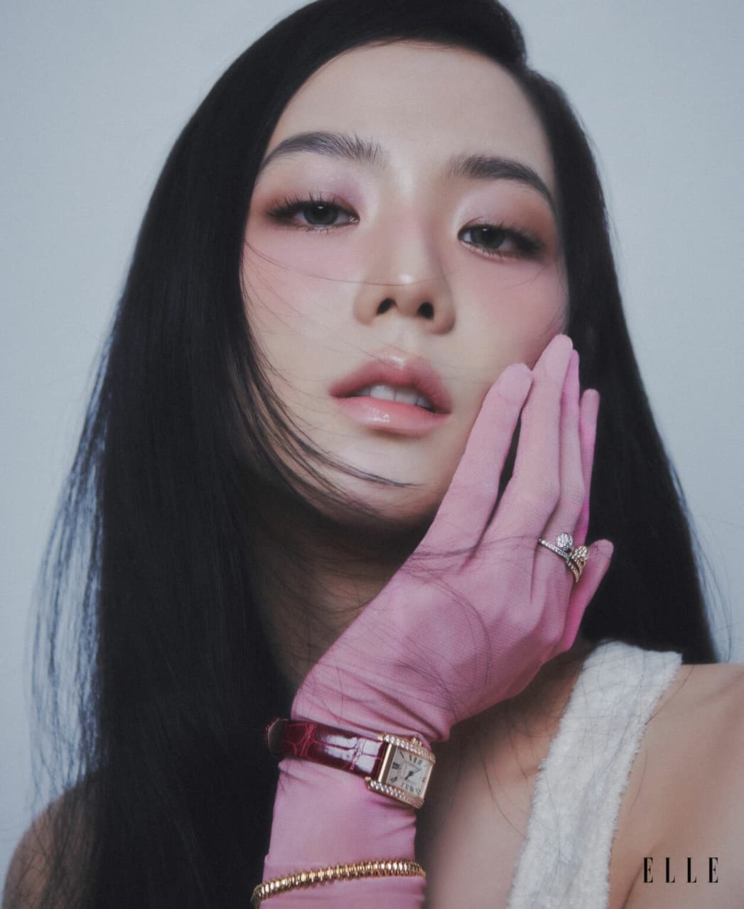 #時尚 JISOO登上新加坡《ELLE》11月三十週年封面 - BLACKPINK板 | Dcard