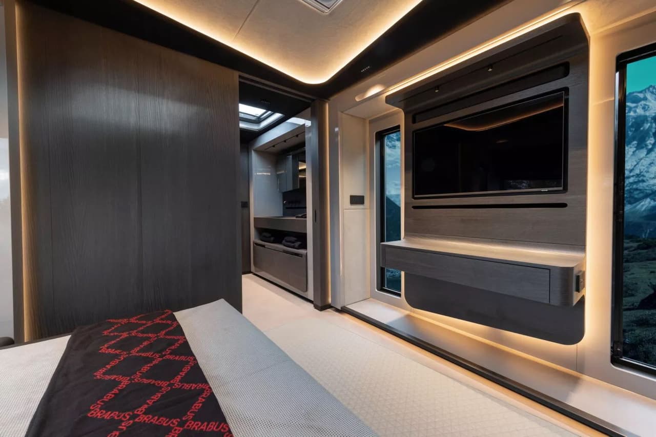 Brabus Big Boy 1200 RV 陸上行宮武裝化 - 汽車板 | Dcard