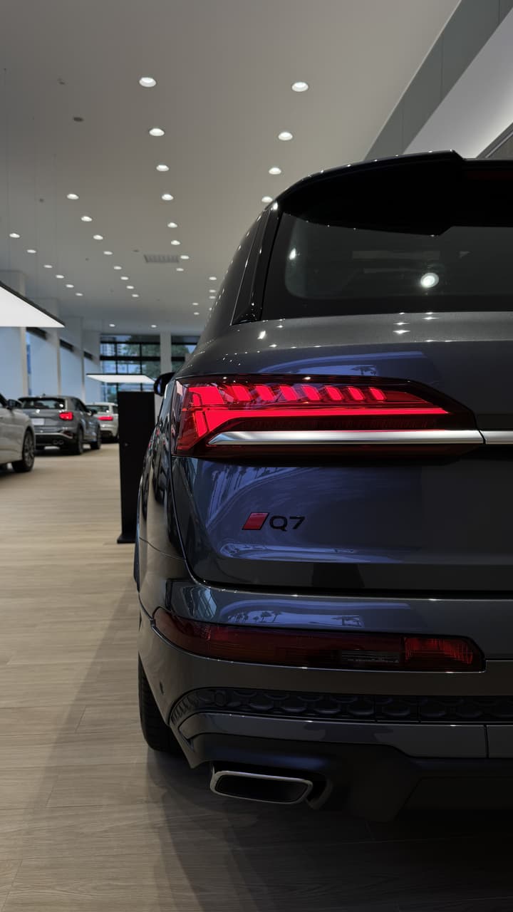 Q7 55 TFSI quattro S line 運動版 - 汽車板 | Dcard