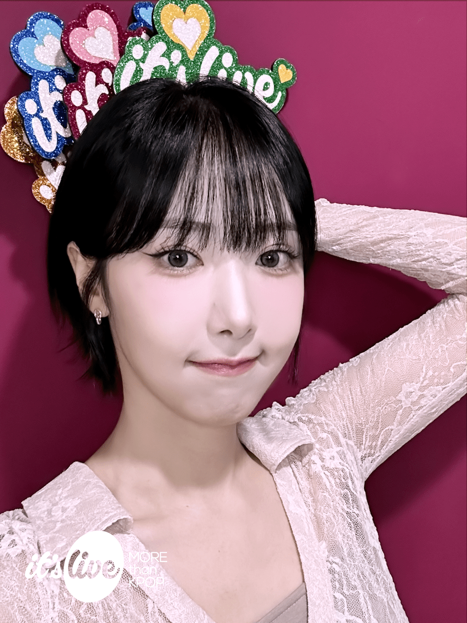 #集中討論 VIVIZ 迷你五輯 VOYAGE 回歸🤫 - B135 留言 | Dcard