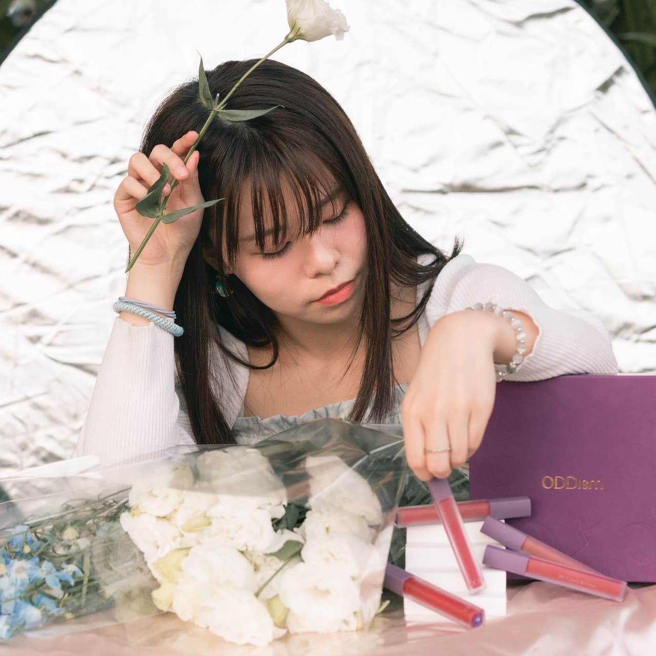 #文末折扣碼 這些唇釉我怎樣都愛！怎麼可以這麼會調色🥺ft. ODDism #電力滿格密技 - 落枕企鵝 (@chenchiiiih) | Dcard