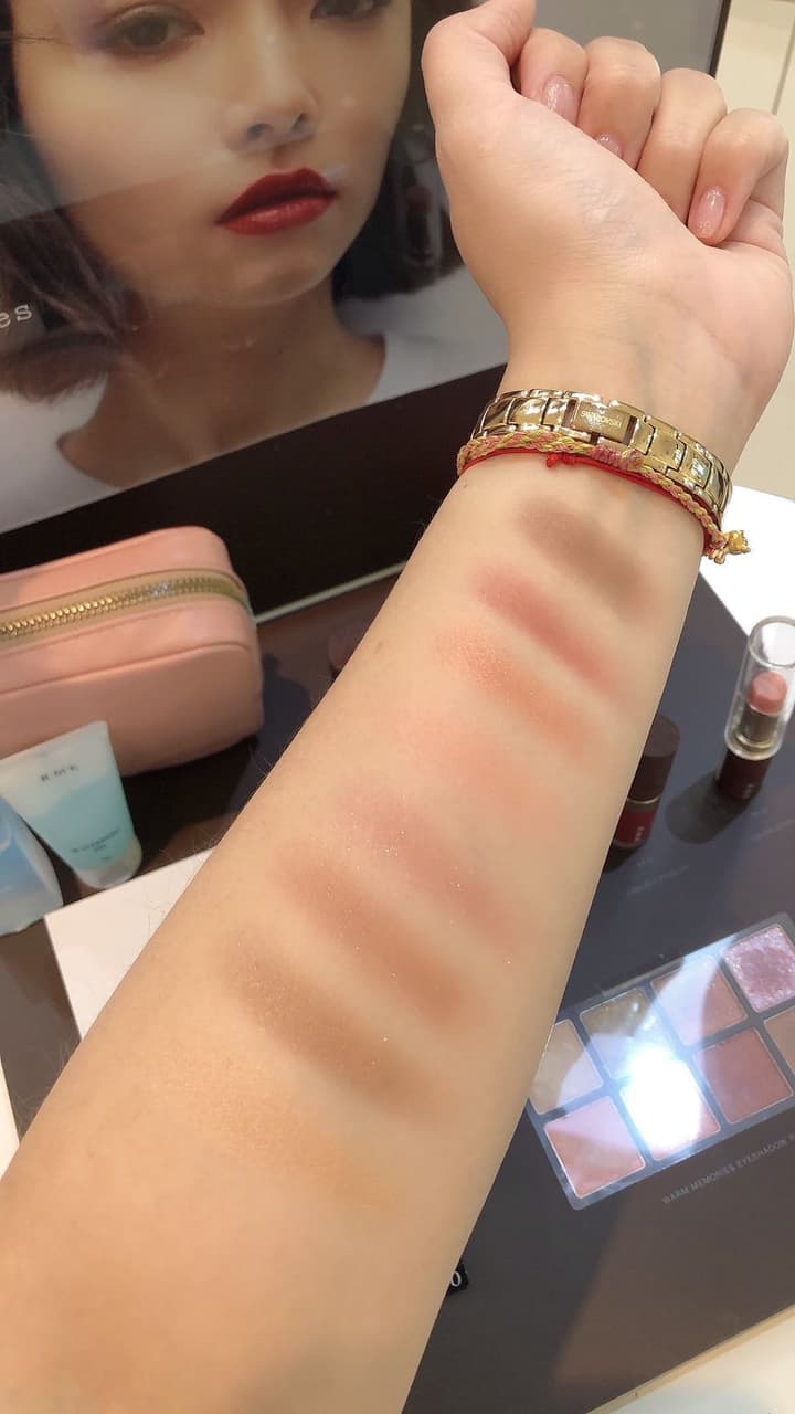 #分享 又來當課長了~rmk聖誕彩妝+mac 絕版特惠 #年底升級 - 美妝板 | Dcard