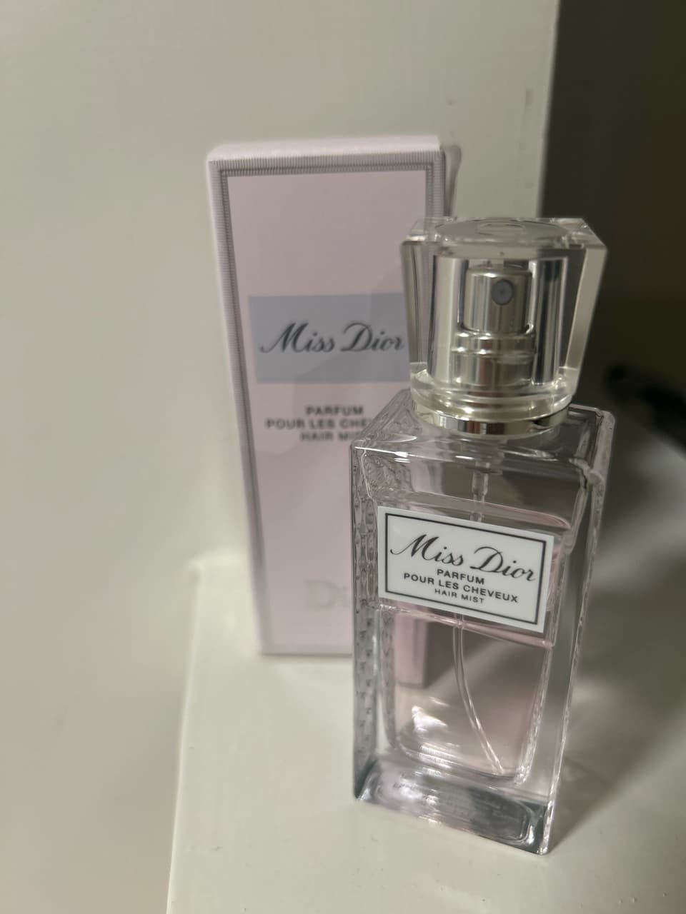 #我要賣 Miss dior 髮香水 - 二手交易板 | Dcard