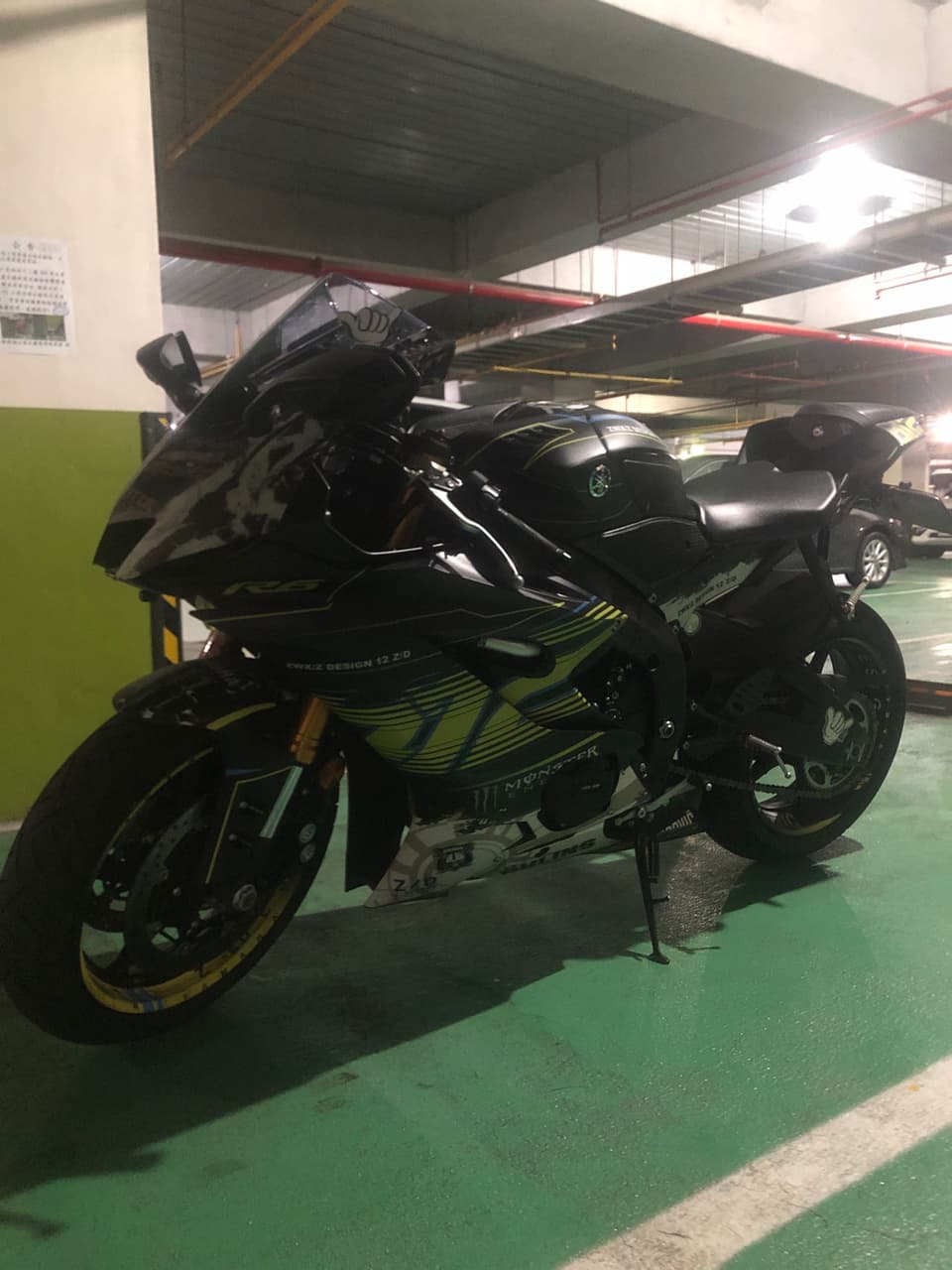 #紅牌 我不懂這車有什麼魔力讓我買三台之Yamaha Yzf-R6假開箱+真廢文 - 重機板 | Dcard