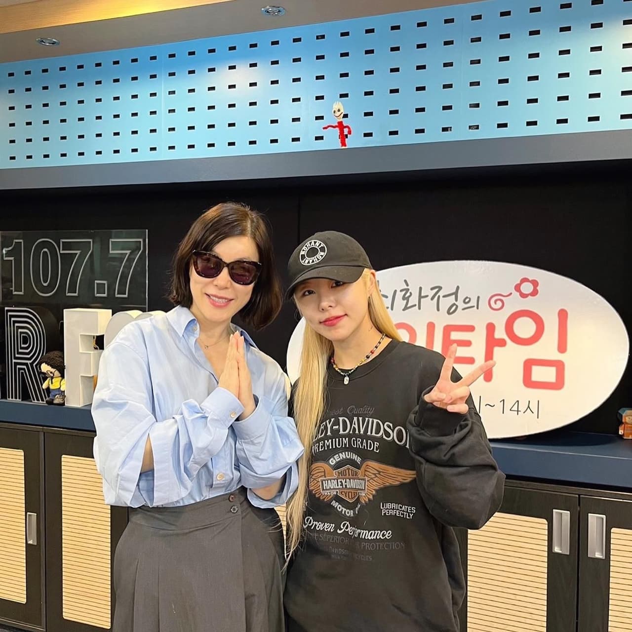 #集中討論 輝人10/12（四）正規一輯《𝐈𝐍 𝐭𝐡𝐞 𝐦𝐨𝐨𝐝》回歸 🍇主打歌《𝗜𝗻 𝗧𝗵𝗲 𝗠𝗼𝗼𝗱》MV及音源發布 - B45-1 留言 | Dcard