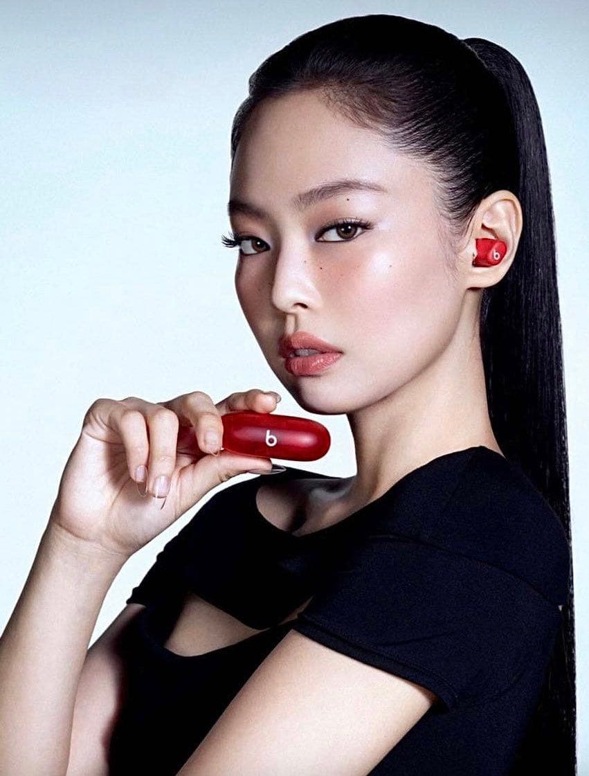 #分享 JENNIE與BeatsbyDre展開全新合作 - BLACKPINK板 | Dcard