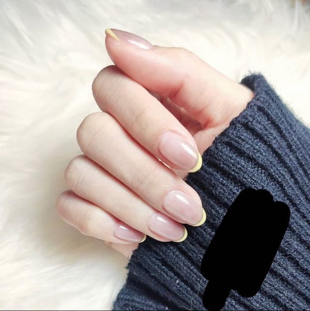法式美甲跟一般光療有什麼差別? 美甲板 Dcard