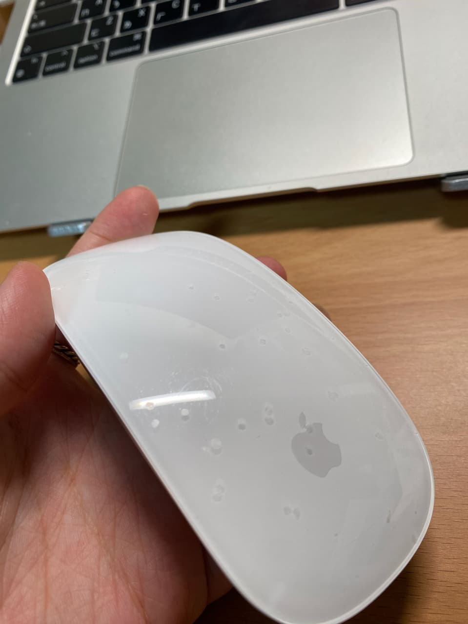#Mac #請益 magic mouse 表面擦不起來 - Apple板 | Dcard