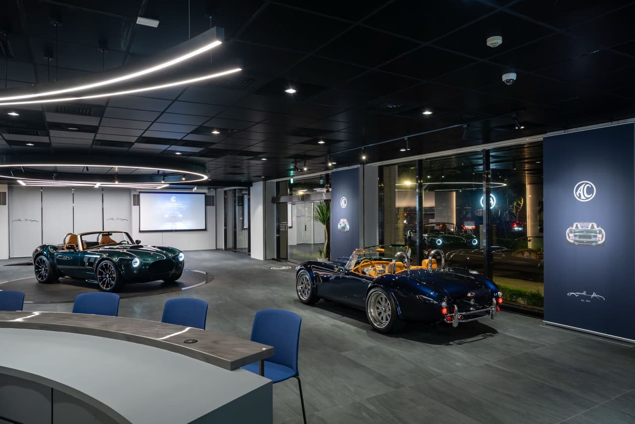 【AC Cars Taiwan 展示中心盛大開幕】 - 汽車板 | Dcard