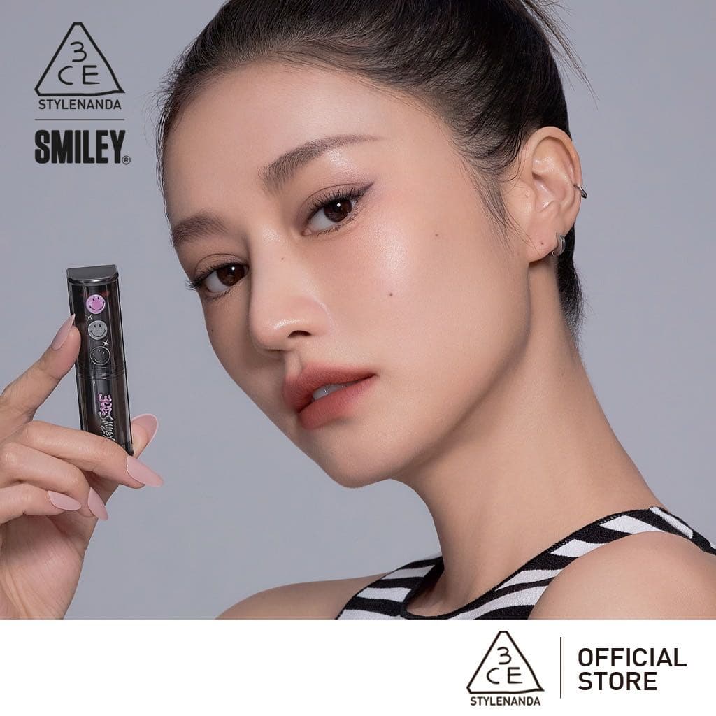 必收美死人聯名‼️ 3CE x SMILEY ️ 4款灰粉色、眼影、唇釉、腮紅推薦 ️時髦高冷妝感必備‼️ - Soran (@kosaranlucky) | Dcard