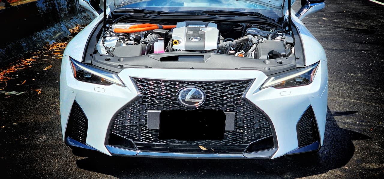 Lexus IS300H F Sport - 汽車板 | Dcard