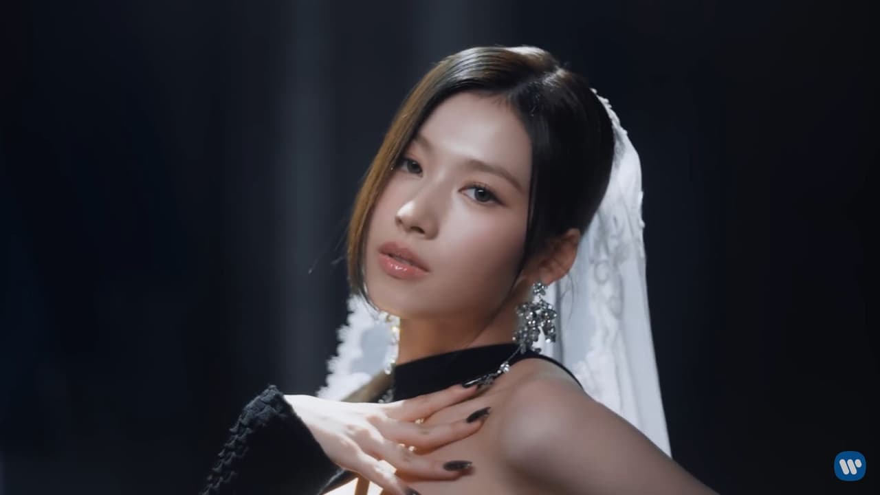 #回歸 MiSaMo《 Do Not touch 》teaser - TWICE板 | Dcard