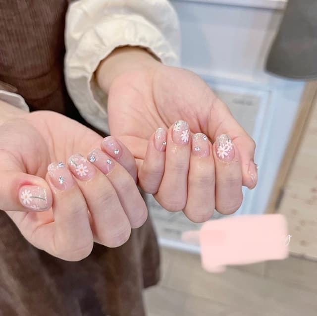 分享 黑特|中原美甲 美甲板 Dcard