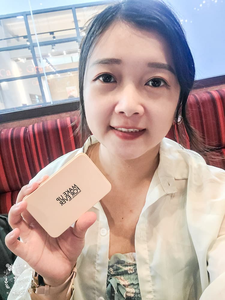 #分享 最近超火的Make up for ever粉餅跟蜜粉！Cosme最多網友推薦的粉餅！！！ - 美妝板 | Dcard