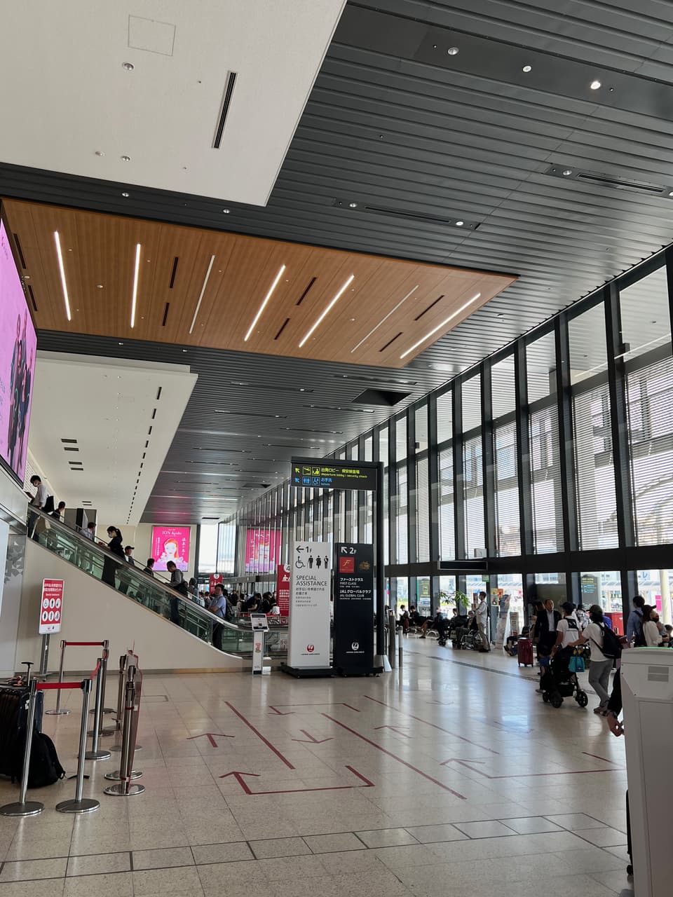 日本國內線初體驗：日本航空 大阪伊丹ITM 出雲IZO - 日本旅遊板 | Dcard