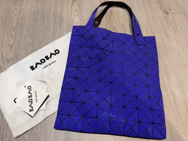 #開箱 入三宅坑！BAO BAO PRISM PLUS 托特好好裝～ - 精品板 | Dcard