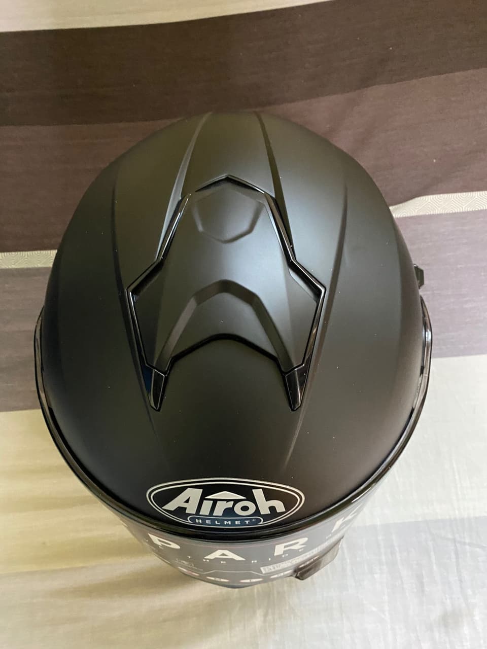 airoh spark隨手開箱 - 機車板 | Dcard