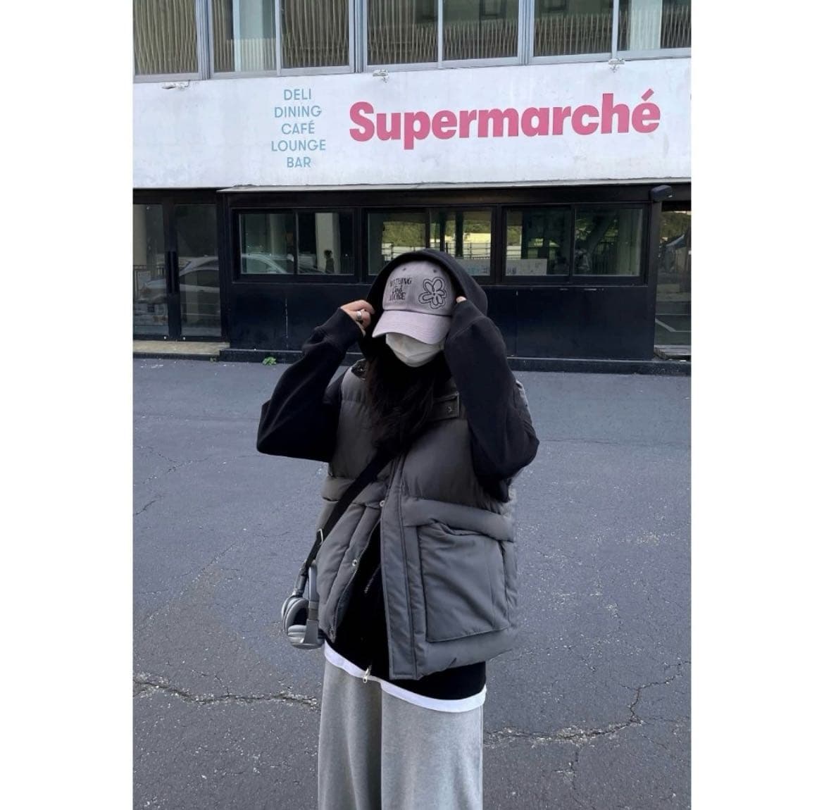 售unisex 羽絨背心 - 文化大學二手物交流板 | Dcard