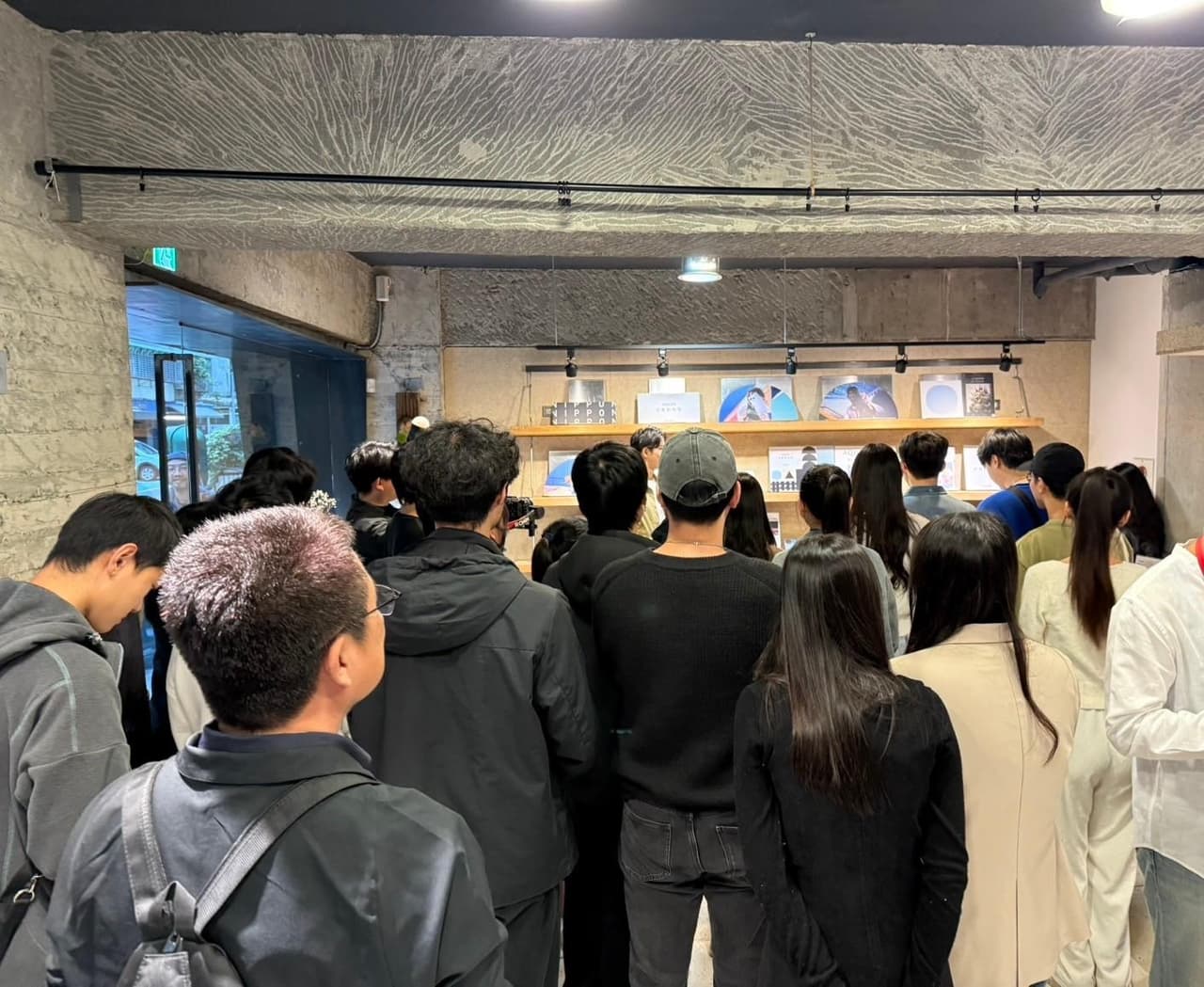 日潮販賣所Sharp sense9心得 - 3C板 | Dcard