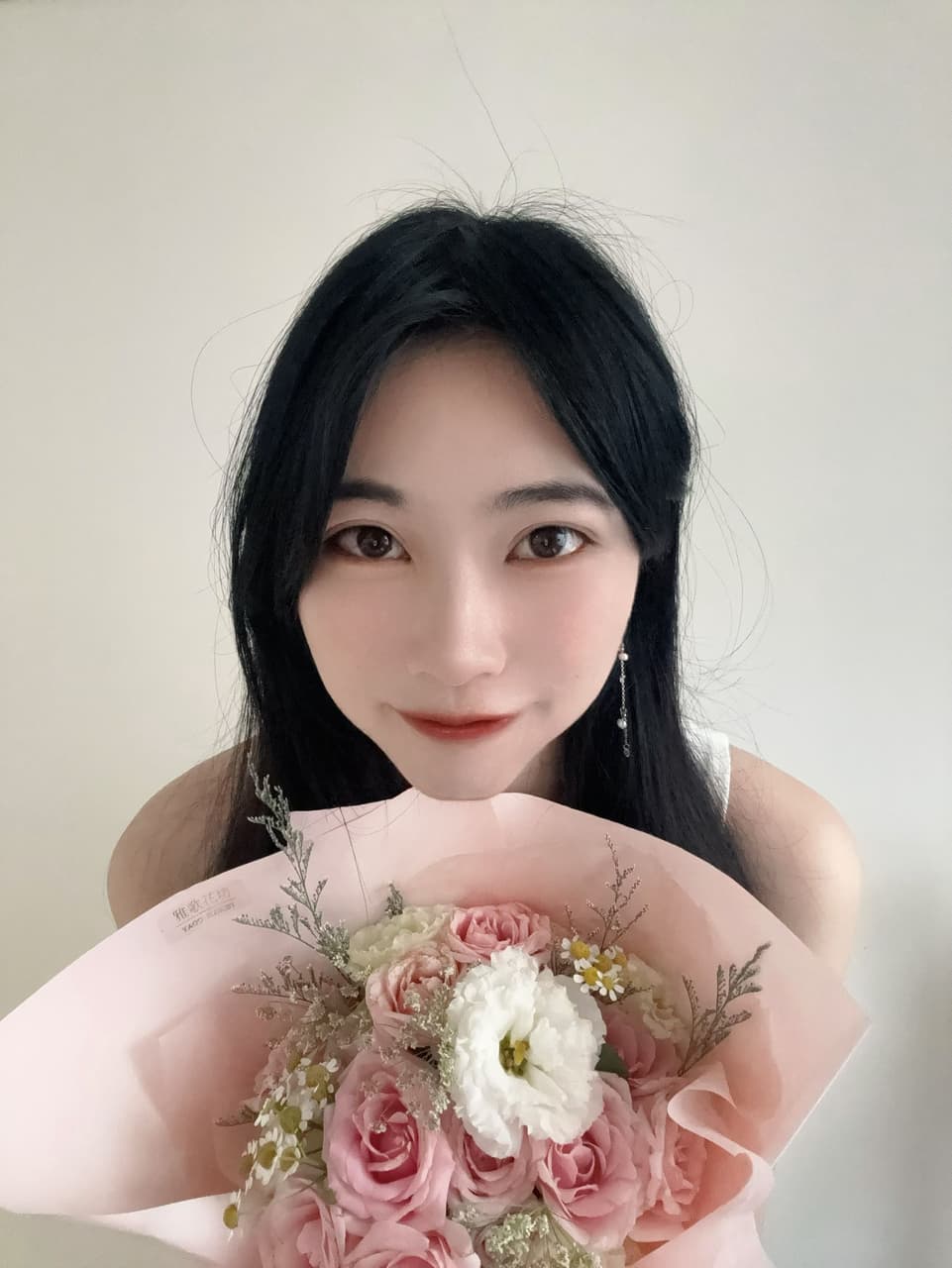 情人節快樂💘左下角有6種愛心🤍 - 安九聊天室 (@angel.wu0401) | Dcard