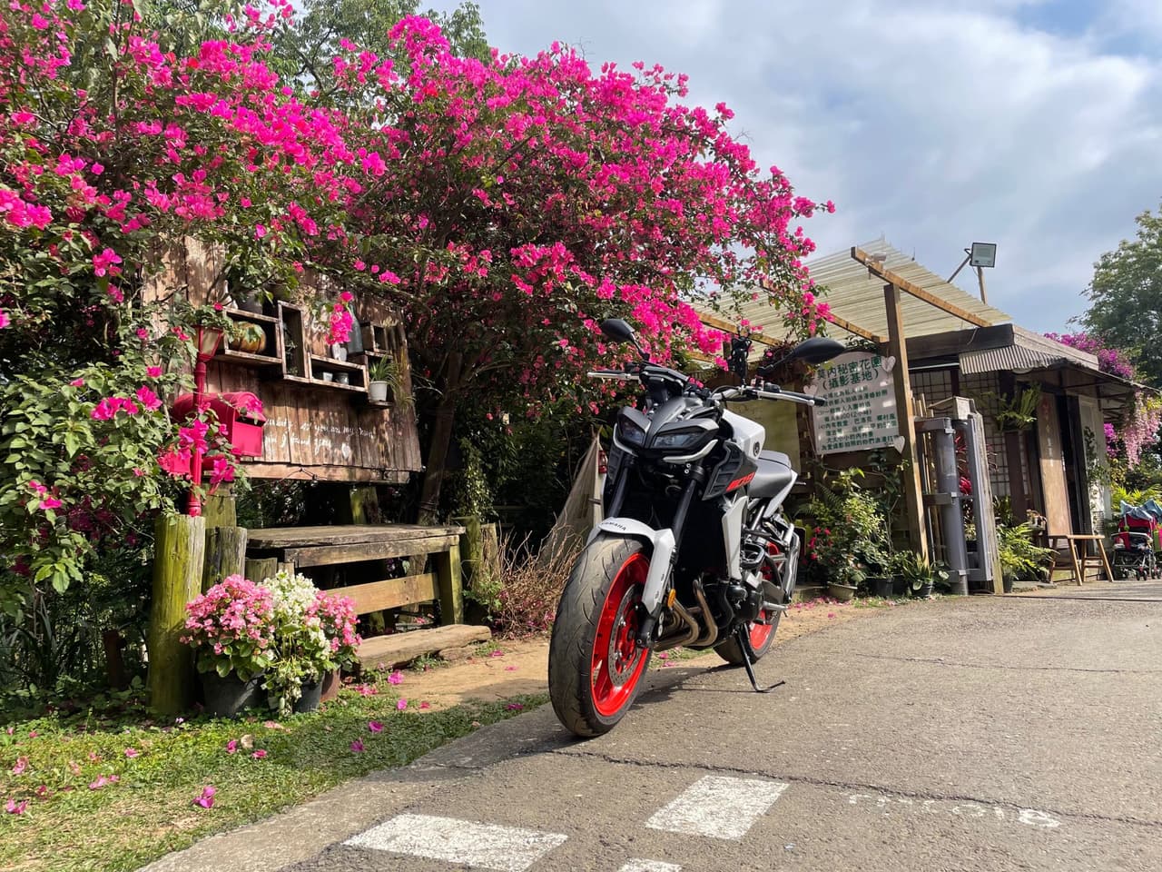 #紅牌 從MT07到MT09雜談 - 重機板 | Dcard