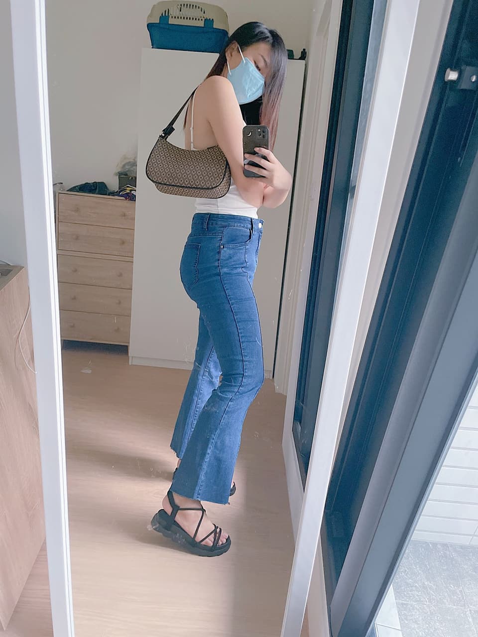 #分享 首爾妹 Seoul Mate 平均 $139 一條的「-5kg牛仔褲」到底好不好穿 - 穿搭板 | Dcard