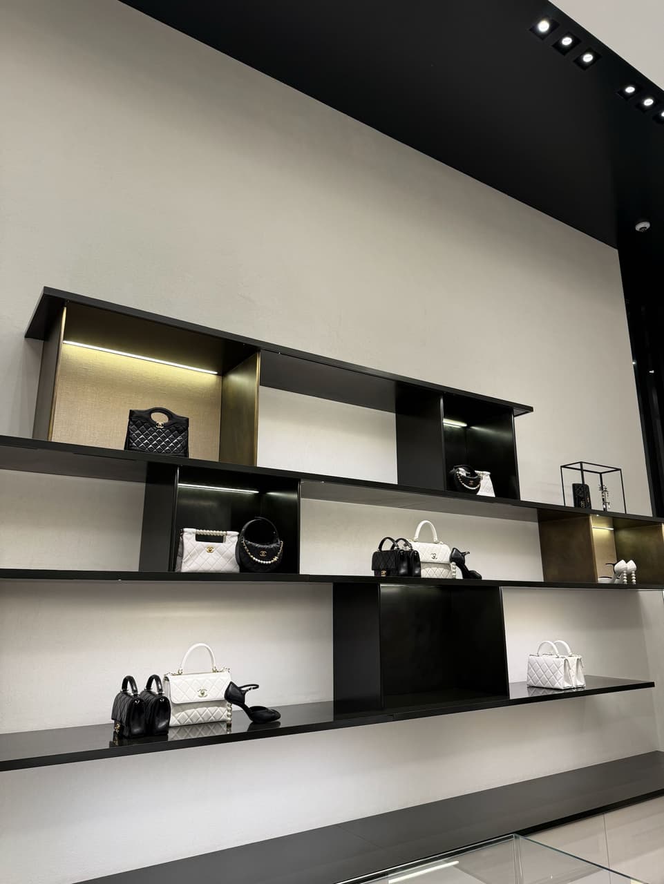 #國外遊記 奢華杜拜之旅 水上跑車、杜拜mall看此生最美的水舞燈光秀、登上哈里發塔觀賞杜拜夜景 Part4 - 旅遊板 | Dcard